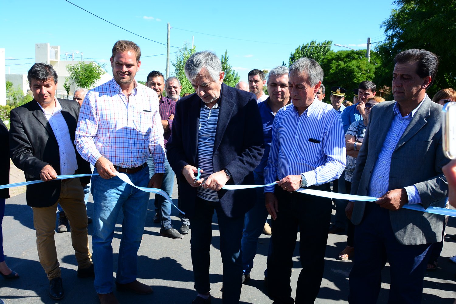 ANSL » Más pavimento y luminarias para Unión