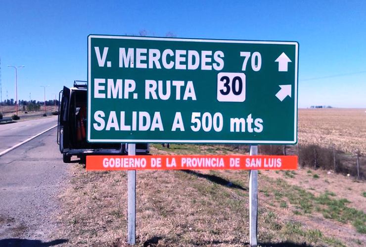 ANSL » El Ente Control de Rutas colocó y reparó más de 100 carteles viales