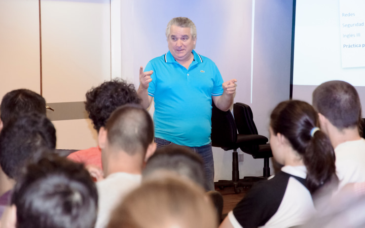 ANSL » Carlos Pallotti: “En Argentina es más fácil encontrar un doctor ...